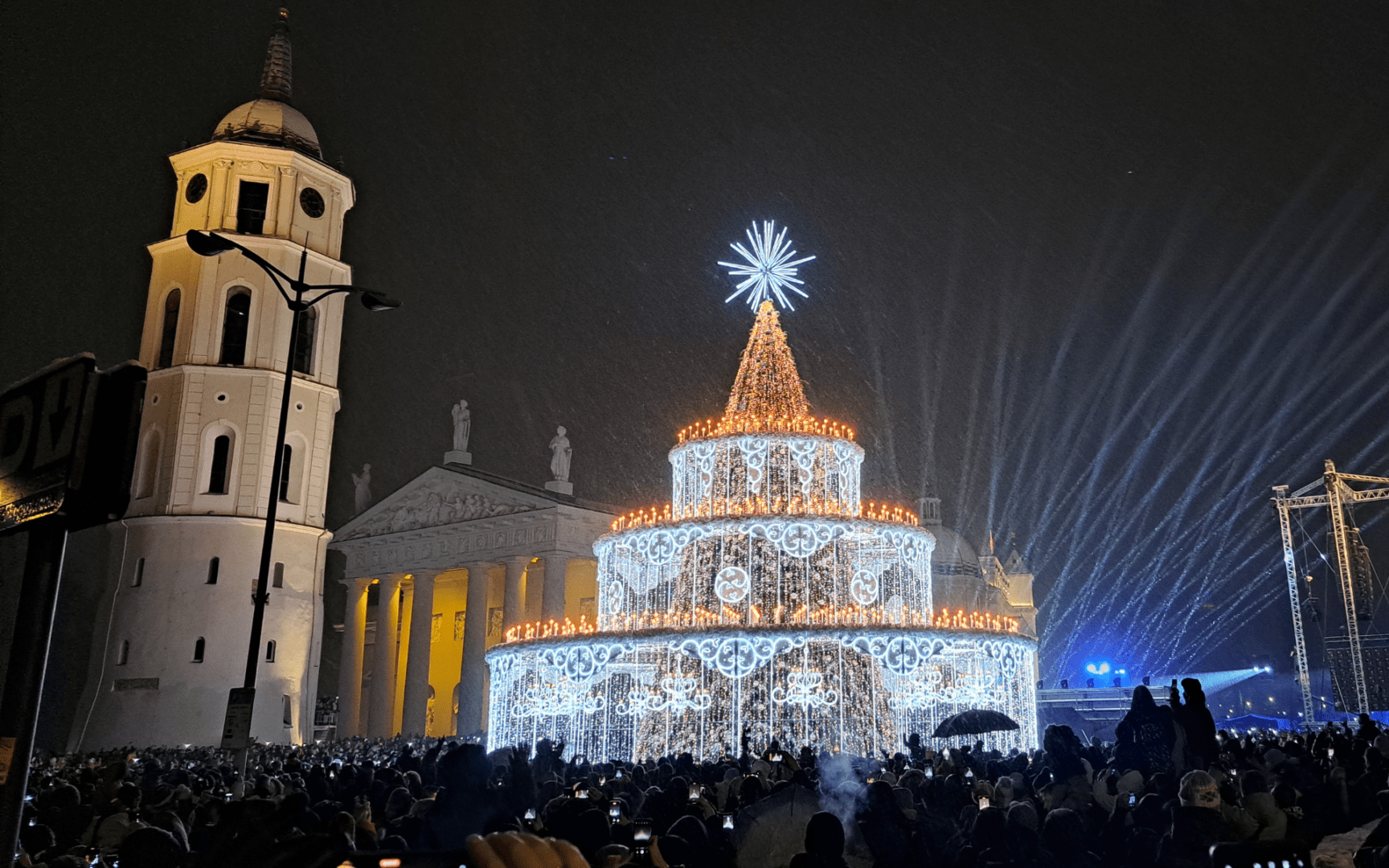Kaip Vilnius ruošiasi Kalėdoms? Lankytinos vietos Vilniuje - Estravel ...